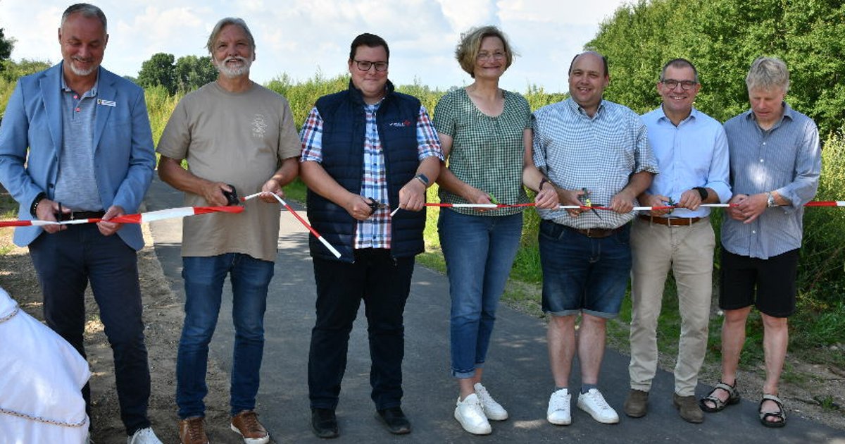 Neudorf-Bornstein: Offizielle Eröffnung des neuen Radweges in Bornstein ...
